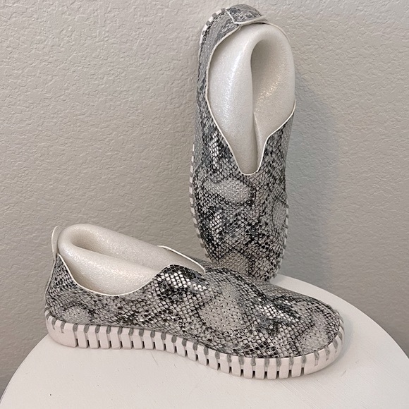 Ilse Jacobsen | Shoes | Ilse Jacobson Snakeskin Shoes Size 36 Tulip ...